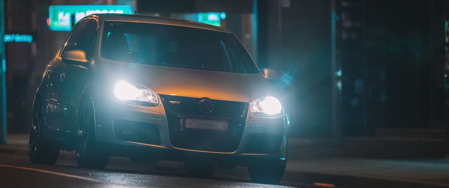 Why you need to replace old HID headlight bulbs